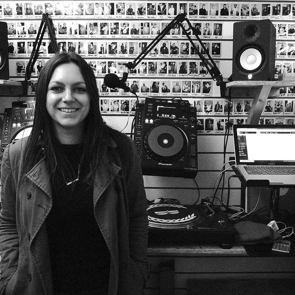 Victoria Wolf | Balamii